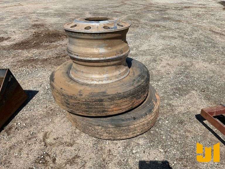 (2) 25” RIMS W/ 10 LUG PATTERN & (2) 11R24.5 FIRESTONE TIRES (USED ...