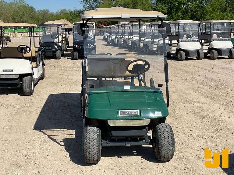 2010 EZ GO SHUTTLE GOLF CART 2698627 - Jeff Martin Auctioneers, Inc.