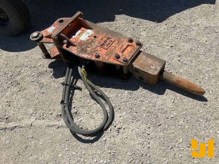2014 NPK PH3 HYDRAULIC BREAKER SN: MRN45784 - Jeff Martin Auctioneers, Inc.