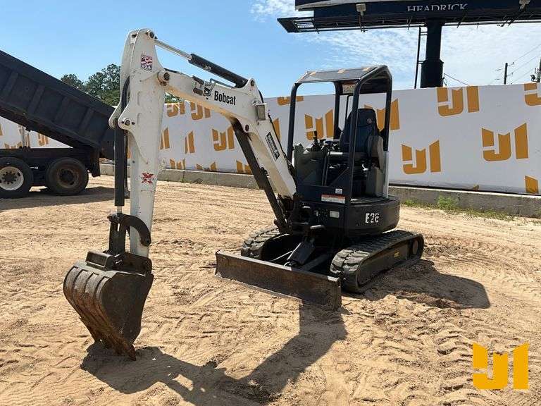2017 BOBCAT E26 MINI EXCAVATOR SN: B3JE13829 - Jeff Martin Auctioneers, Inc.