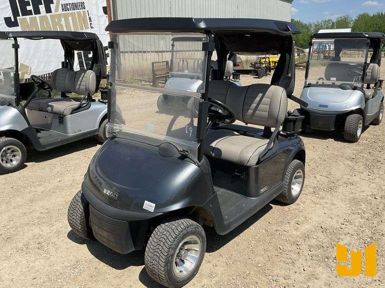 2019 EZ GO RXV GOLF CART 5512251 - Jeff Martin Auctioneers, Inc.