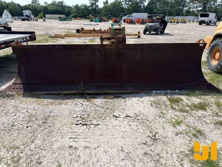 CATERPILLAR ANGLE DOZER W/TWIN TILT & C FRAME TO FIT D8T - Jeff Martin ...