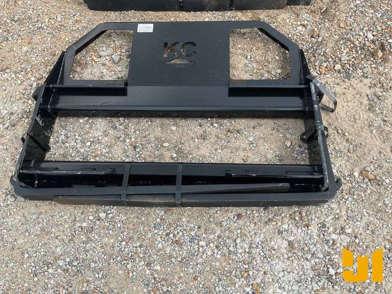 UNUSED 2025 KC 45" FORK FRAME - Jeff Martin Auctioneers, Inc.
