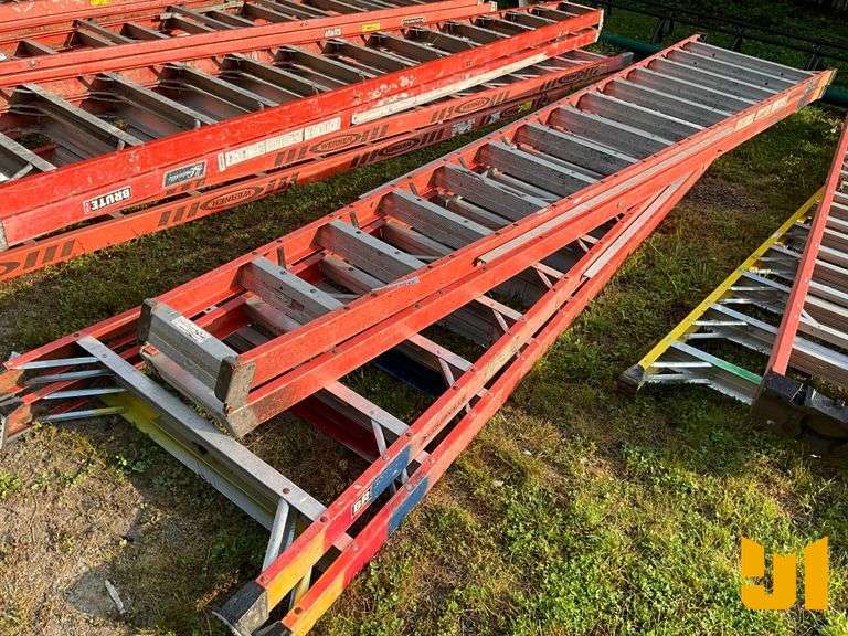 QTY OF (1) LOUISVILLE 16’ A-FRAME LADDER & (1) LOUISVILLE - Jeff Martin ...