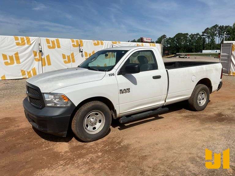 2017 RAM 1500 REGULAR CAB 4X2 PICKUP VIN: 3C6JR6DG3HG755811 - Jeff ...