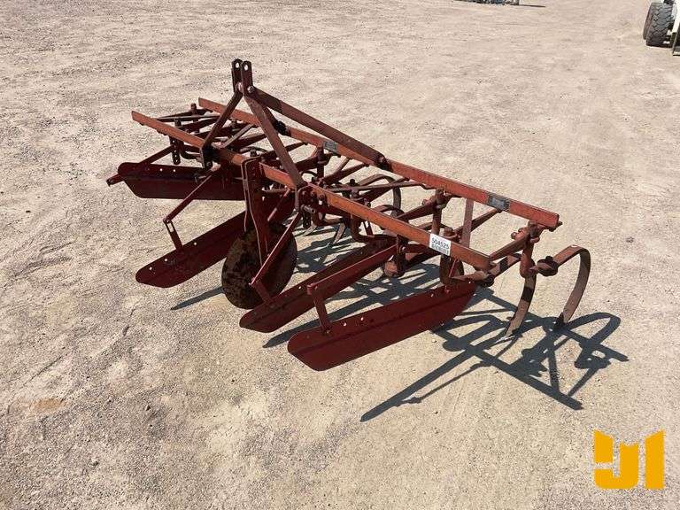 DEARBORN 13-2 3 POINT CULTIVATOR SN: 45610 - Jeff Martin Auctioneers, Inc.