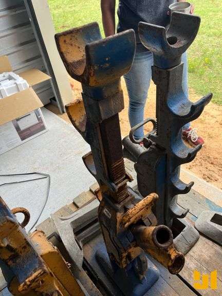 SIMPLEX 20 TON TOP-10 TON SIDE JACK SN: 111333 - Jeff Martin ...