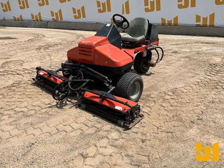 2007 JACOBSEN REEL MOWER SN: 6704305302 - Jeff Martin Auctioneers, Inc.