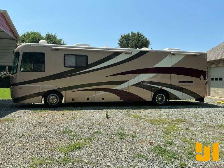 2004 FREIGHTLINER XC CHASSIS VIN: 4UZAAHBV23CM25744 MOTORHOME - Jeff ...