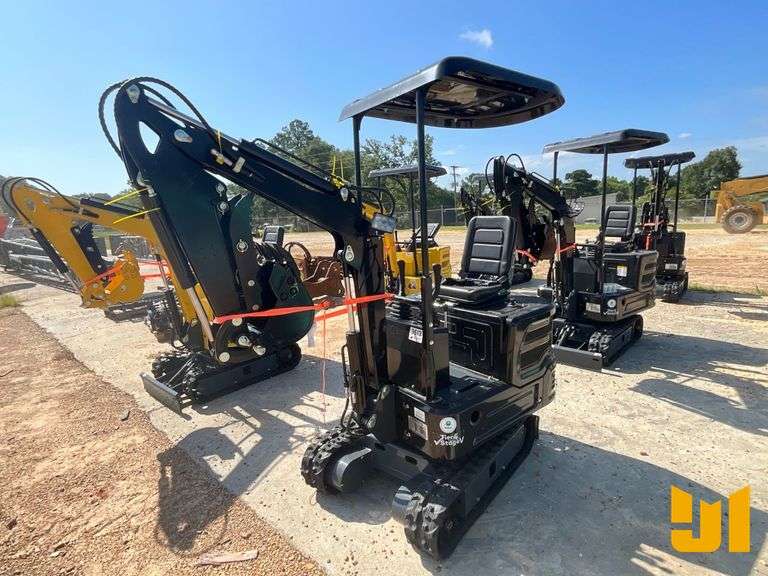 UNUSED 2025 DIG MASTER DM 10 MINI EXCAVATOR SN: DM20250315034 - Jeff ...