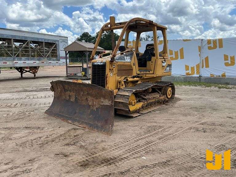 2005 CATERPILLAR D4G XL CRAWLER TRACTOR SN: CAT00D4GPHYD01137 - Jeff ...