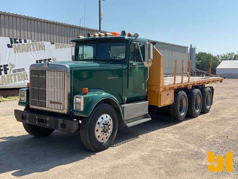 1990 INTERNATIONAL F-9370 TANDEM AXLE FLATBED TRUCK VIN ...