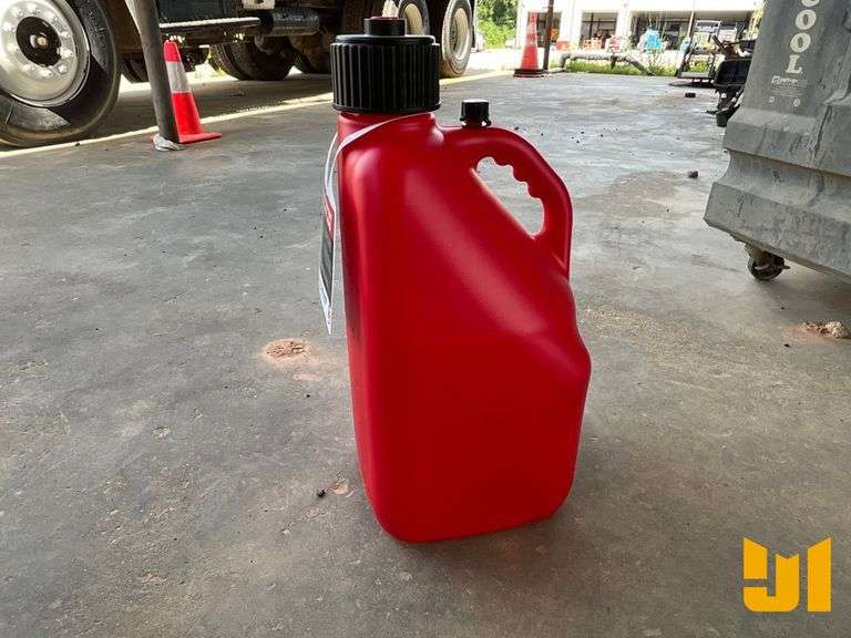 UNUSED 5.5 GAL MULTI-PURPOSE UTILITY JUG - Jeff Martin Auctioneers, Inc.