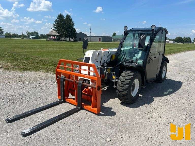 2023 SNORKEL SR5719 5732 TELESCOPIC FORKLIFT SN: FR00007511 - Jeff ...