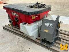 BOSS VBX6500 SAND SPREADER - Jeff Martin Auctioneers, Inc.