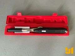 UNUSED PROTO J6121F 175 LB DIAL TORQUE WRENCH - Jeff Martin Auctioneers ...