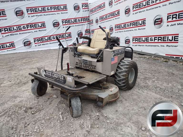 DIXIE CHOPPER XG2503 QUAD LOOP ZERO TURN - Freije & Freije Auctioneers
