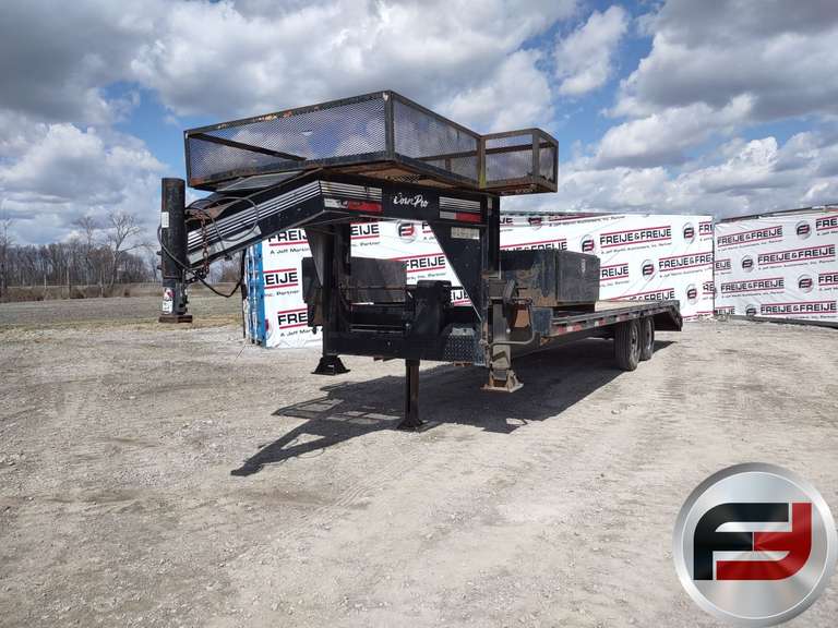 2004 CMI CORN PRO 20+5 7K 20' FLATBED TRAILER VIN: 4MJFG25284E038370 ...