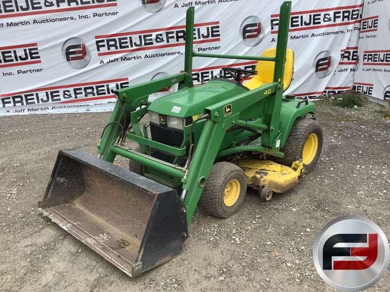 1998 JOHN DEERE 445 RIDING MOWER SN: M00445C063178 - Freije & Freije ...
