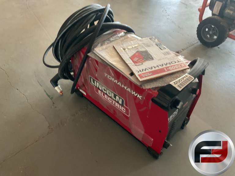 LINCOLN K2809-1 TOMAHAWK 1500 PLASMA CUTTER WELDER SN: U1170205893 ...