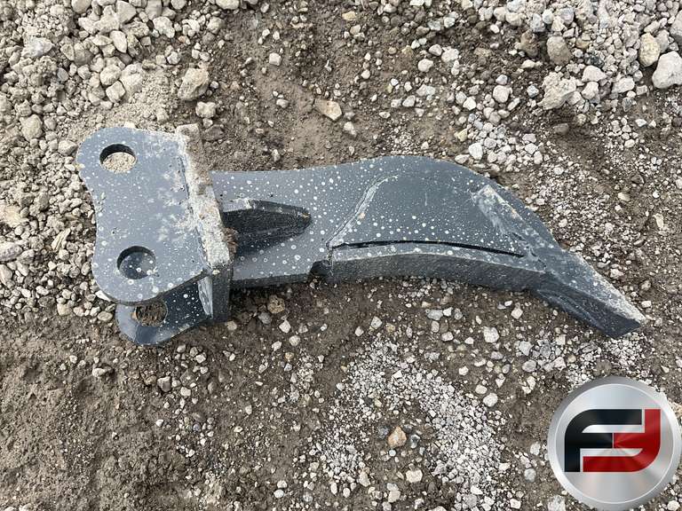 UNUSED WOLVERINE MINI EXCAVATOR RIPPER - Freije & Freije Auctioneers