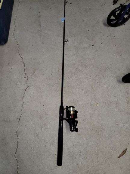 Bando Fishing Reel and Redwolf Pole - Land of Goshen Auction House