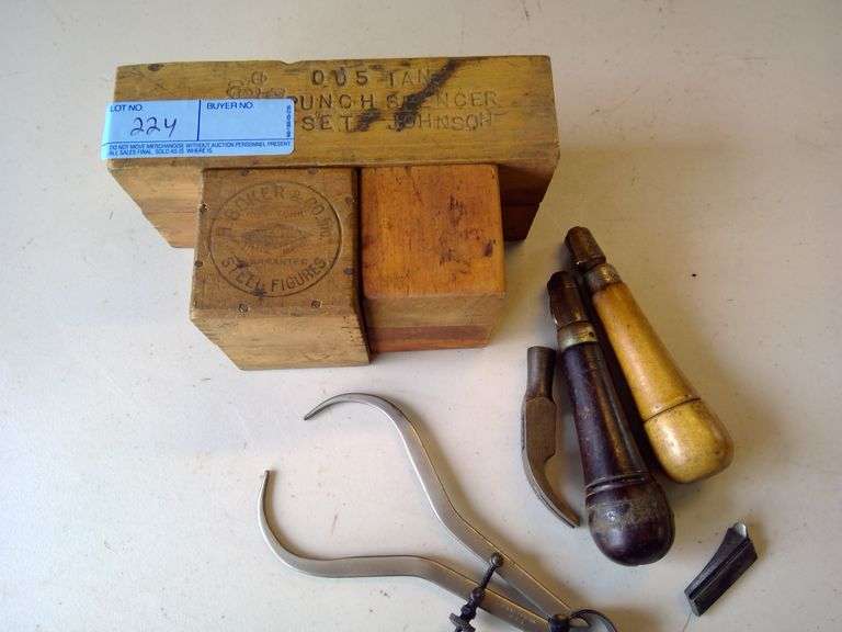 Vintage Leather Punch Sets - Land of Goshen Auction House