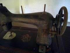 Standard Rotary Shuttle Sewing Machine - Land of Goshen Auction House