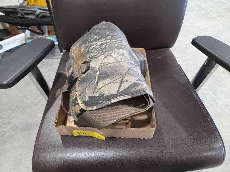 Muzzle loader black powder flask & more - Ruhter Auction & Realty, Inc.