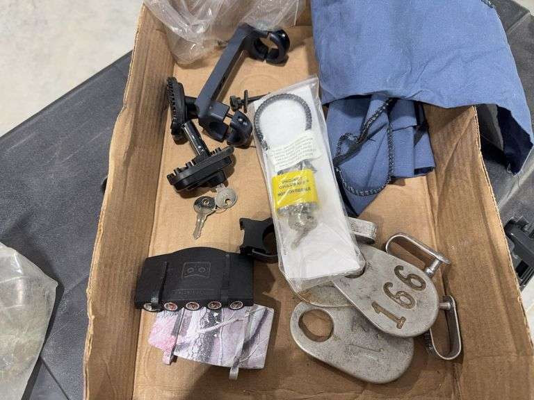 Scope Rings, Hat Bill Lights and More - Ruhter Auction & Realty, Inc.