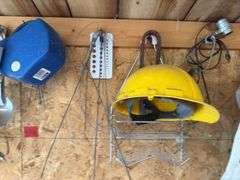 Long spring trap and more - Ruhter Auction & Realty, Inc.