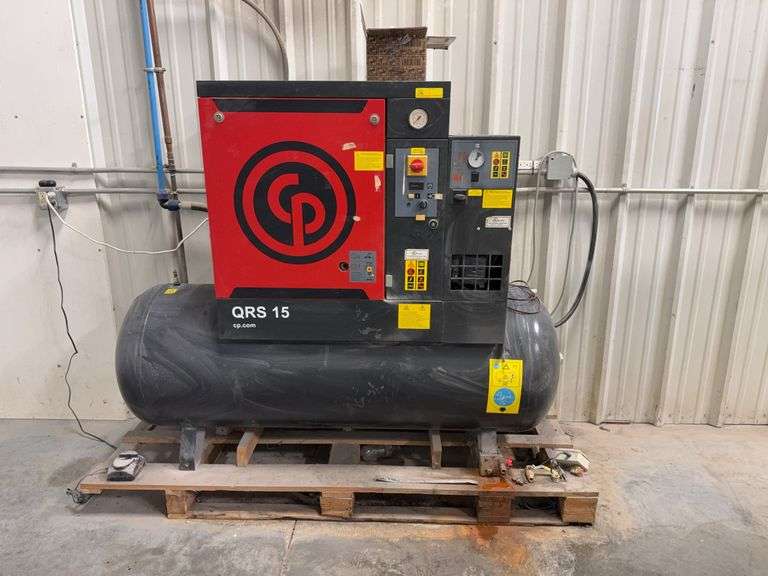 Chicago Pneumatic air compressor - Ruhter Auction & Realty, Inc.
