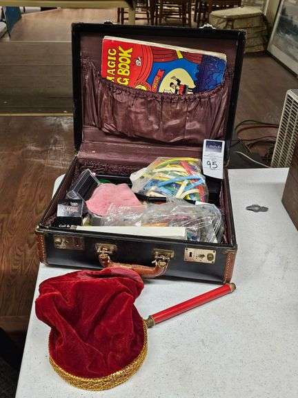Magician's Suitcase and assorted Tricks - BidSells