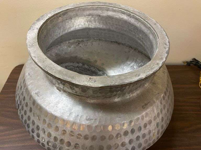 Hammered Aluminum Deg Pot - BidSells