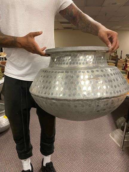 Hammered Aluminum Deg Pot - BidSells