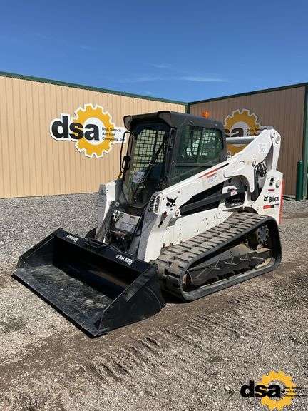 2016 Bobcat T750 Track Skid Loader - Don Smock Auction Company
