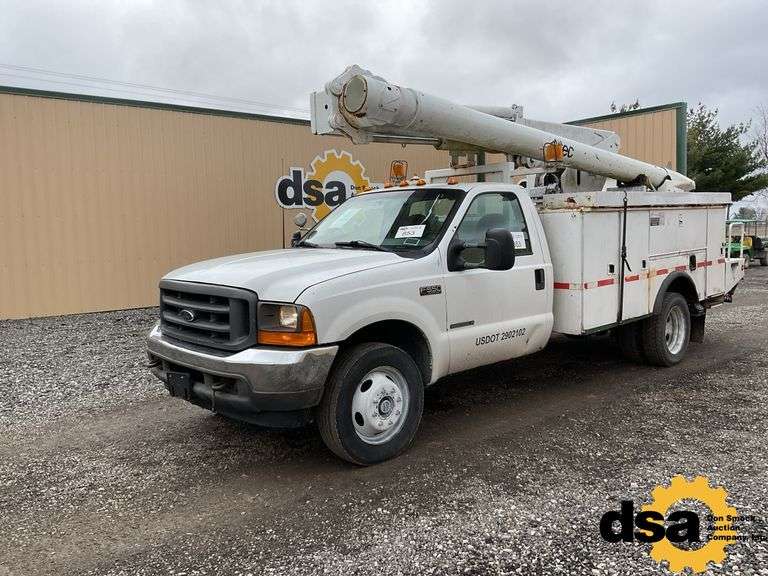 2001 Ford F550 Super Duty Bucket Truck - Don Smock Auction Company