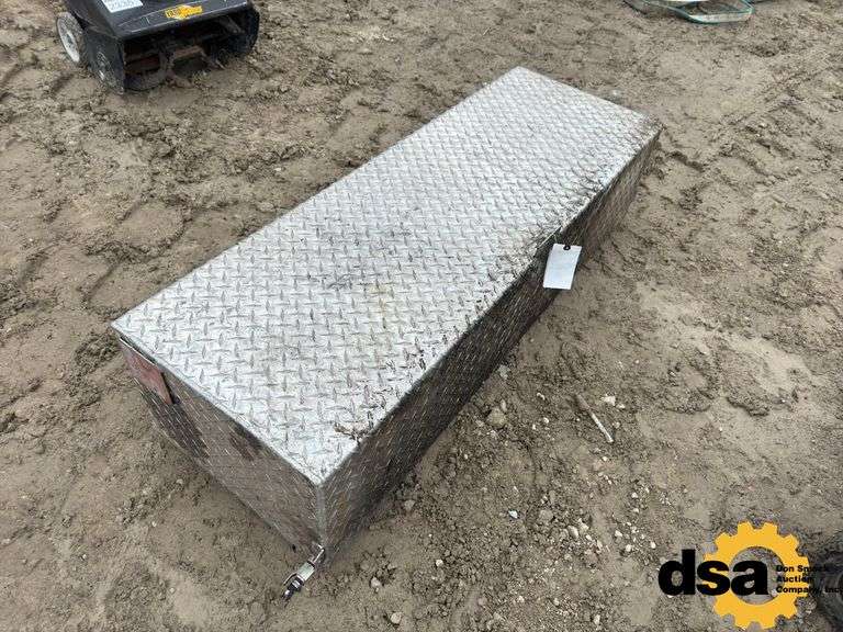 60 Gallon Transfer Tank - Don Smock Auction Company