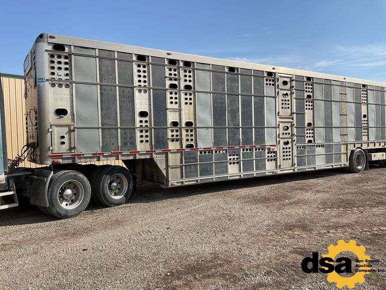 2009 M.H. EBY Cattle Trailer - Don Smock Auction Company