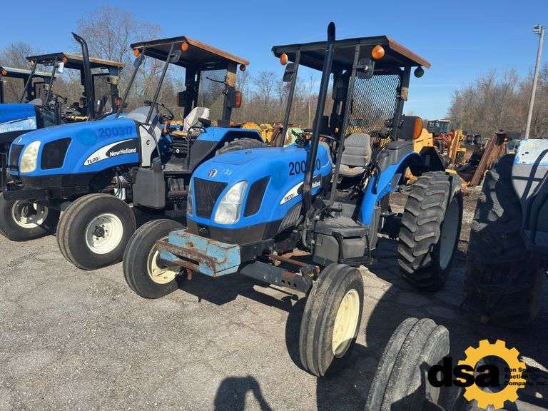 New Holland TN70A Ag Tractor - Don Smock Auction Company