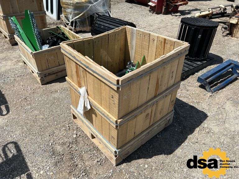 John Deere Mower Chain Spreader Kits - Don Smock Auction Company