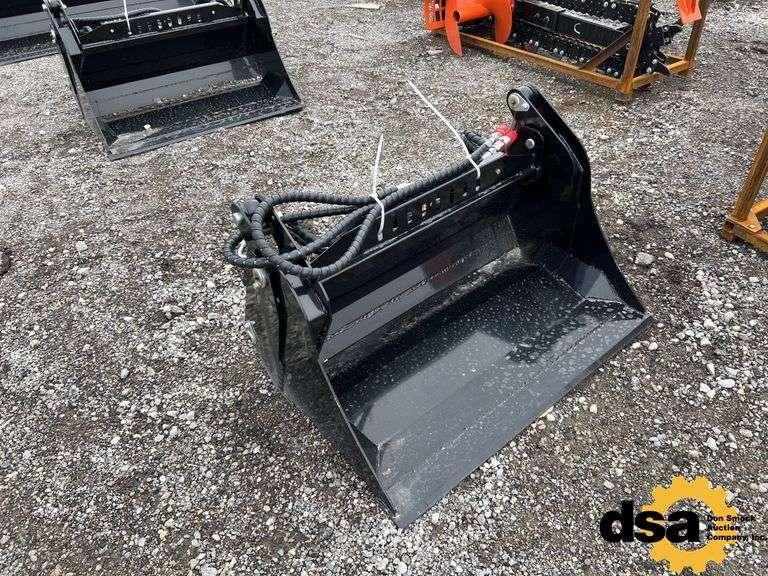 Unused 2025 GIYI GY-XKH39F Mini Skid Loader - Don Smock Auction Company
