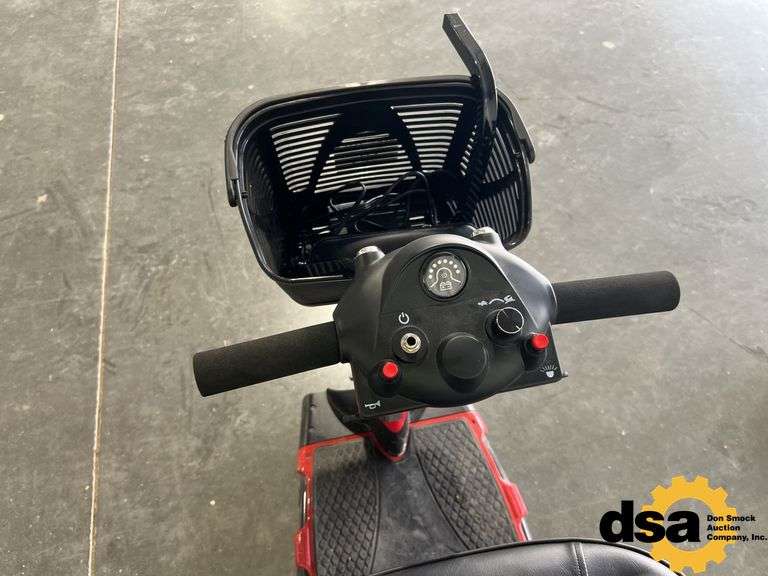 W3331 Mobility Scooter - Don Smock Auction Company