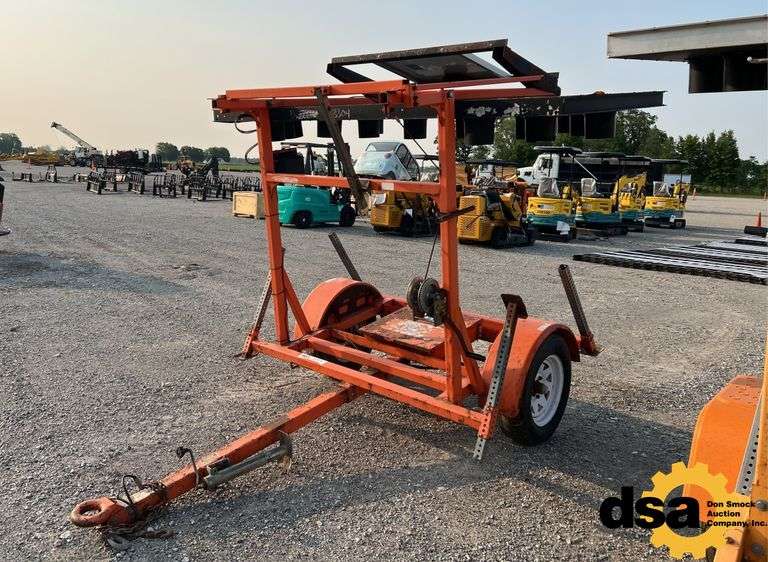 Wanco Towable Battery Powered Arrow Board - Don Smock Auction Company